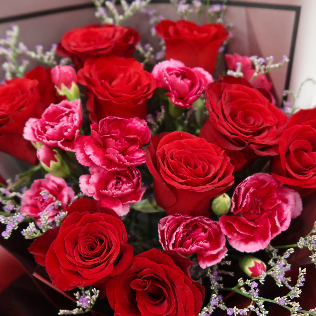 Valentine's Day Flower Bouquet | Red Roses Flower – FarEastFlora.com.my